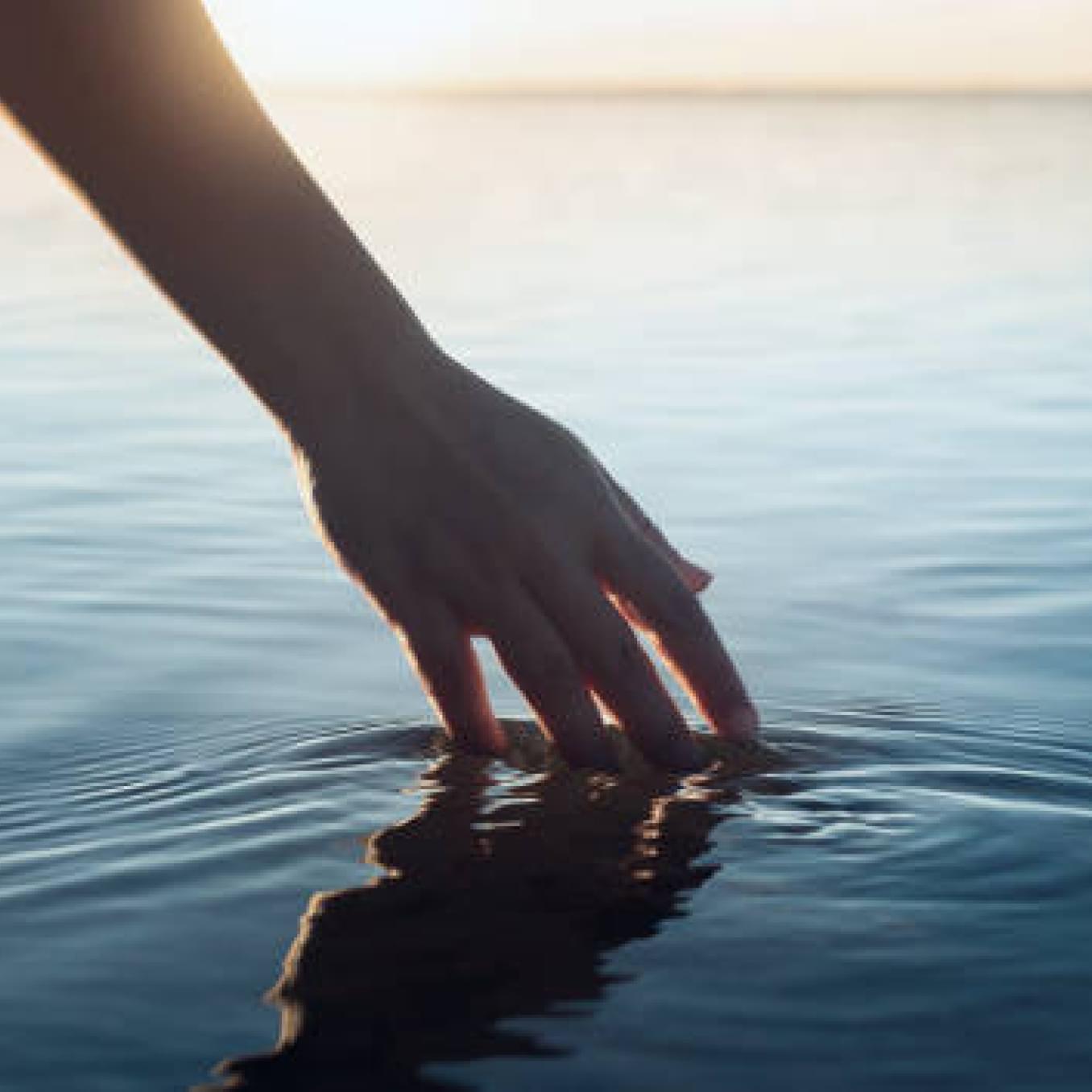 Fuel Cell System | Hyundai Electrified Commercial Vehicles